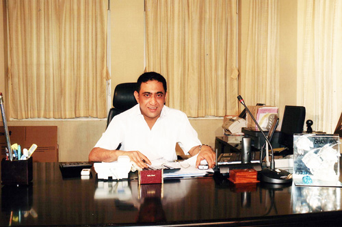 About Us - Ghani Win